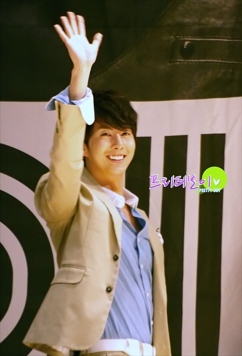Kim Hyung Jun(SS501)@28/05/10 Technomart mini album signing event