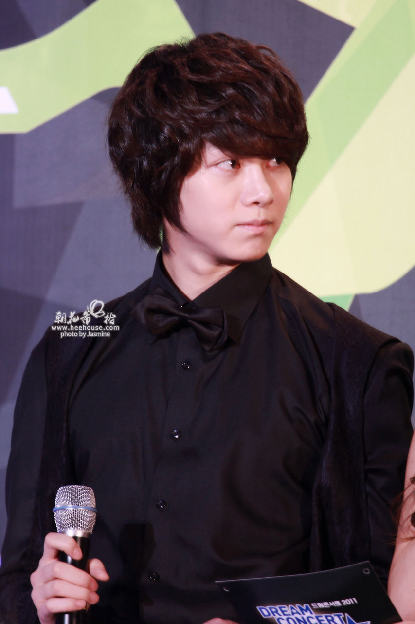 [Pic] 110528 Heechul at Dream Concert 32p (2) | บันเทิง | 2363942