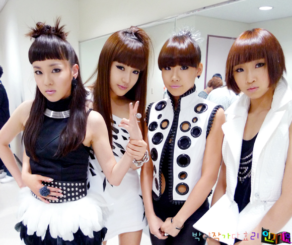 ★2NE1 100 Days Debut ★ เเจกรูป 2NE1 กระทู้เเหก !!! ภาค ๓ | บันเทิง | 1134521