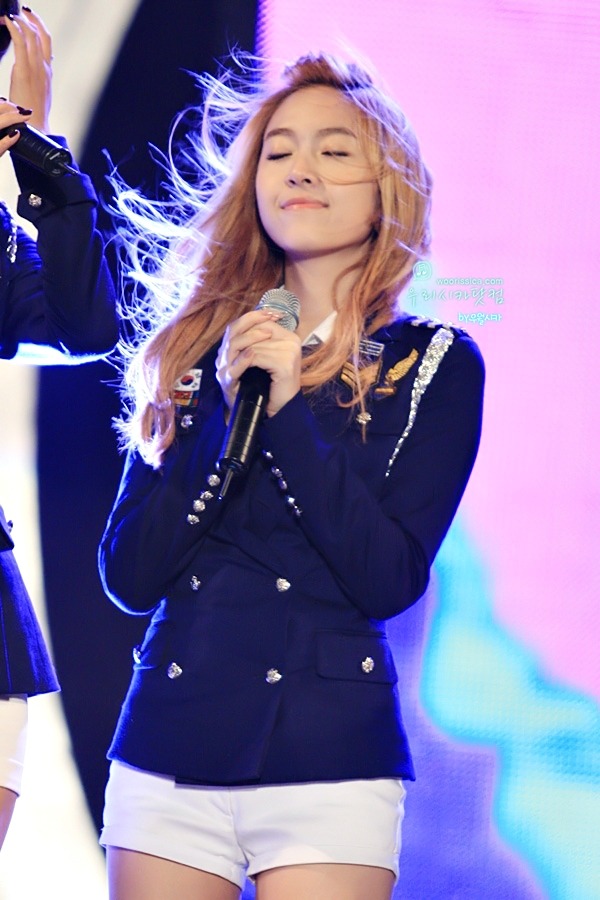 [SNSD] ขอรูป Jessica กับ DODO หน่อยค่ะ | บันเทิง | 1364543