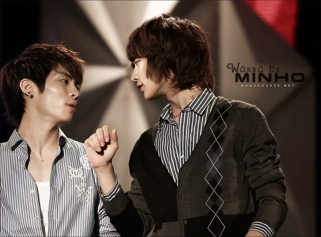 {`hohyun} ฉลองยูสครบ ๑ ปี แจกรูปยีราฟเป็ด. | บันเทิง | 2108187