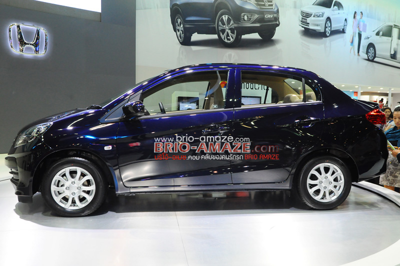 Bloggang.com : iBIGBEAR - รูป Brio Amaze สีม่วง