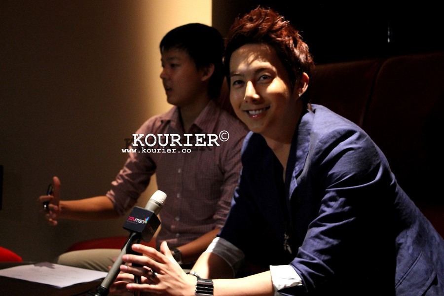 Pic -110617 Kim Hyung Jun exclusive interview @ SG Fanmeet