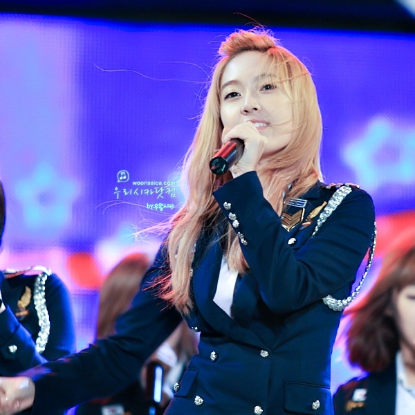 [SNSD] ขอรูป Jessica กับ DODO หน่อยค่ะ | บันเทิง | 1364543