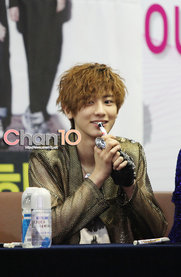 ( EX0 ) ; PIC ' CHAN,BAEK - 120421 แพคเอ๋อน่ารักโคตร เอ๋อมาเต็ม . | บันเทิงเอเชีย | 3080081