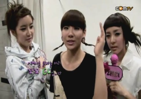 ★2NE1 100 Days Debut ★ เเจกรูป 2NE1 กระทู้เเหก !!! ภาค ๓ | บันเทิง | 1134521