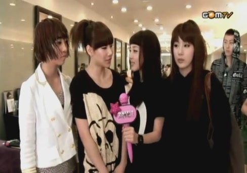 ★2NE1 100 Days Debut ★ เเจกรูป 2NE1 กระทู้เเหก !!! ภาค ๓ | บันเทิง | 1134521