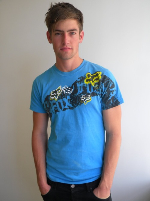 `Pic นายแบบ Justin Hopwood โคตะระหล่อ!!! | บันเทิง | 3080563